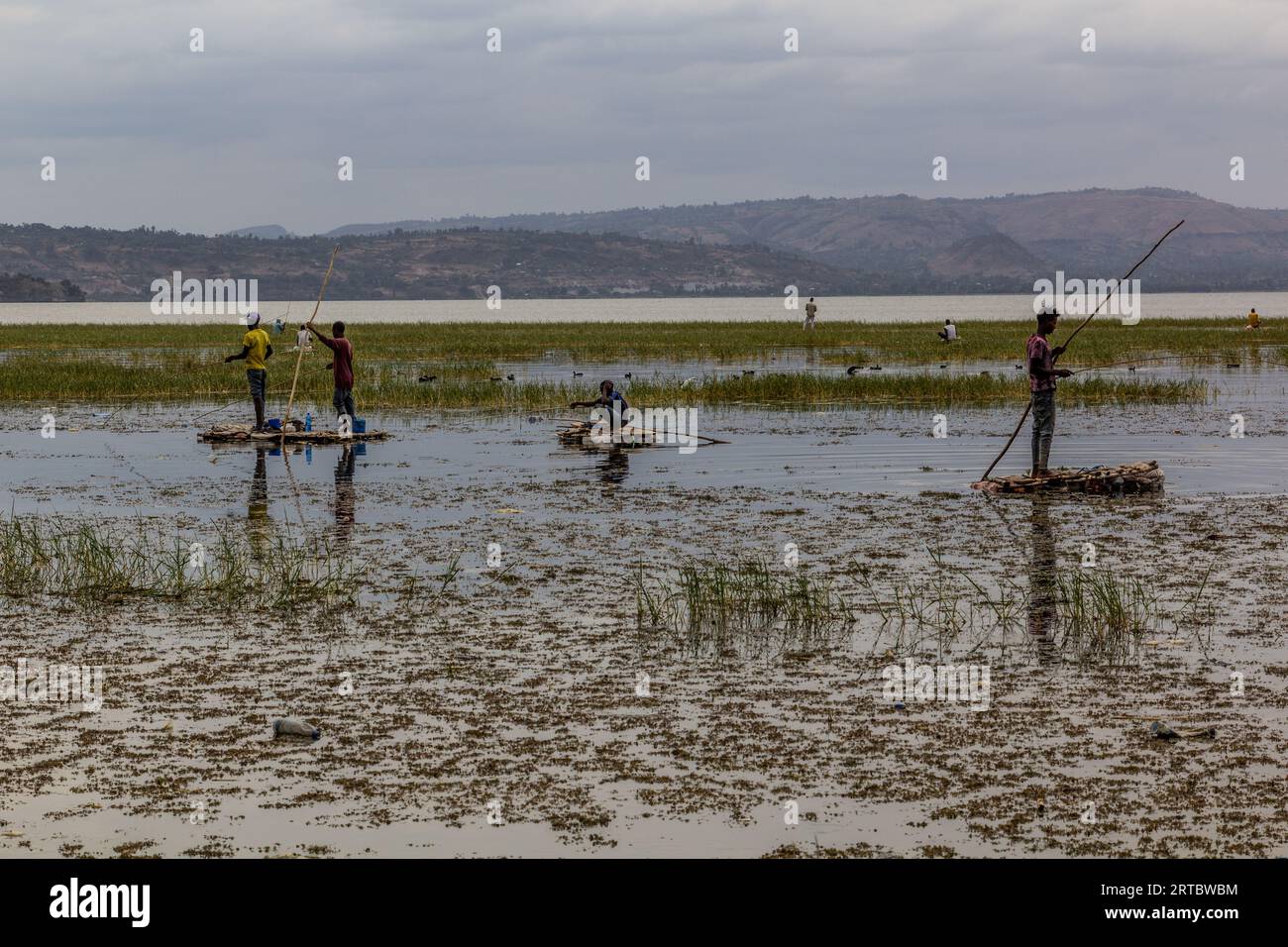 HAWASSA, ETHIOPIA - JANUARY 27, 2020: Fishermen at Awassa lake ...