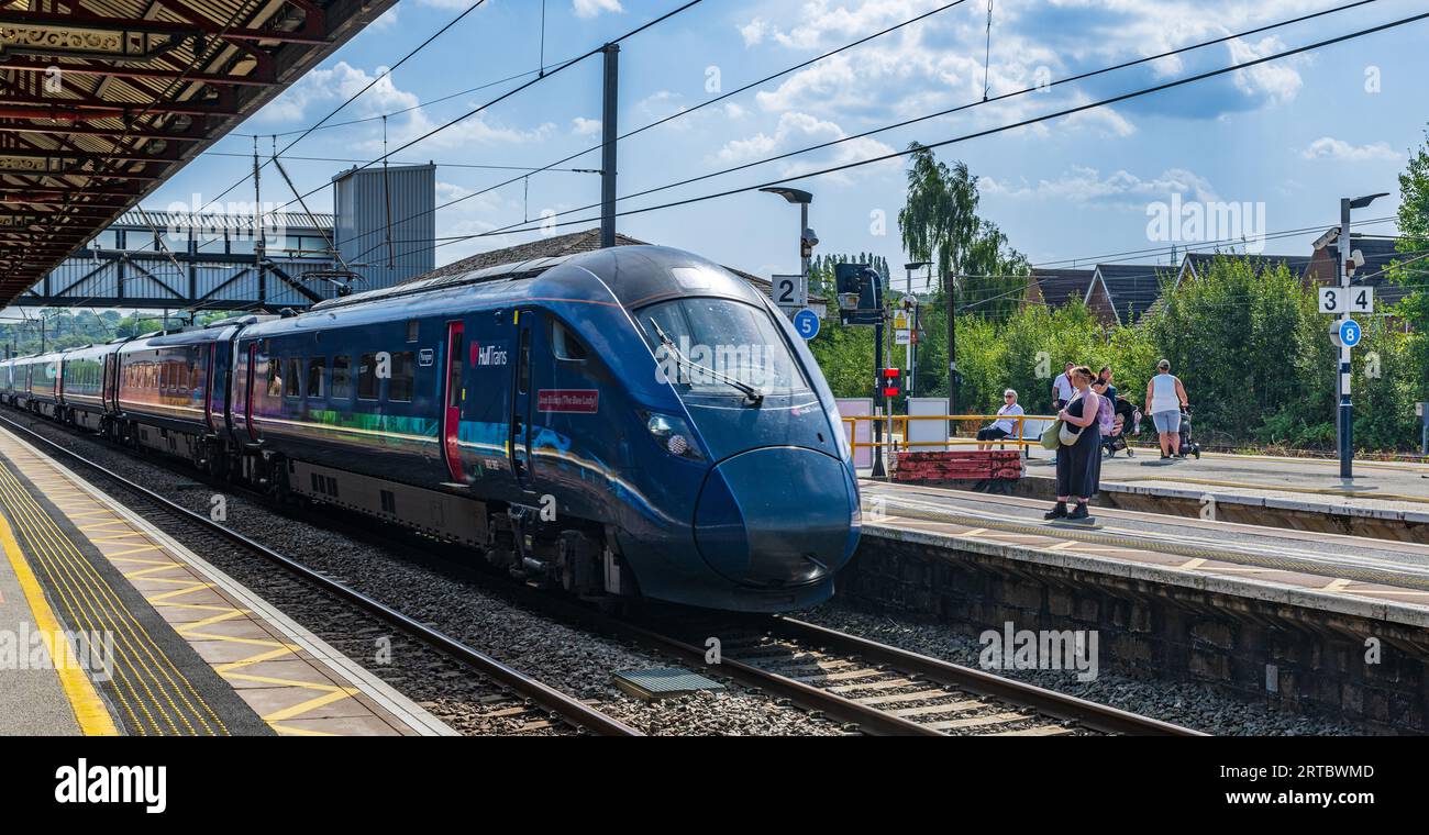 Train station infrastructure hi-res stock photography and images - Alamy