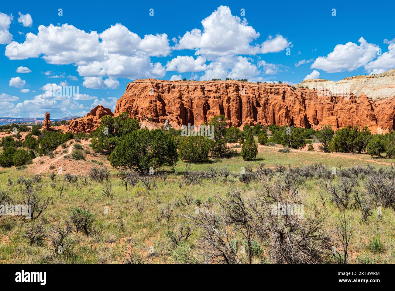 Monolithic floor hi-res stock photography and images - Alamy