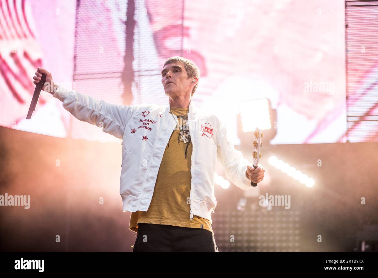 The Stone Roses performing at Wembley Stadium Stock Photo - Alamy