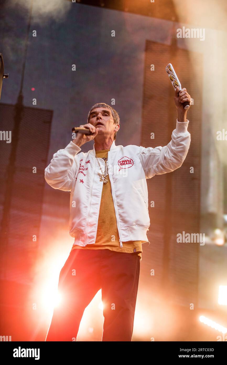 The Stone Roses performing at Wembley Stadium Stock Photo - Alamy
