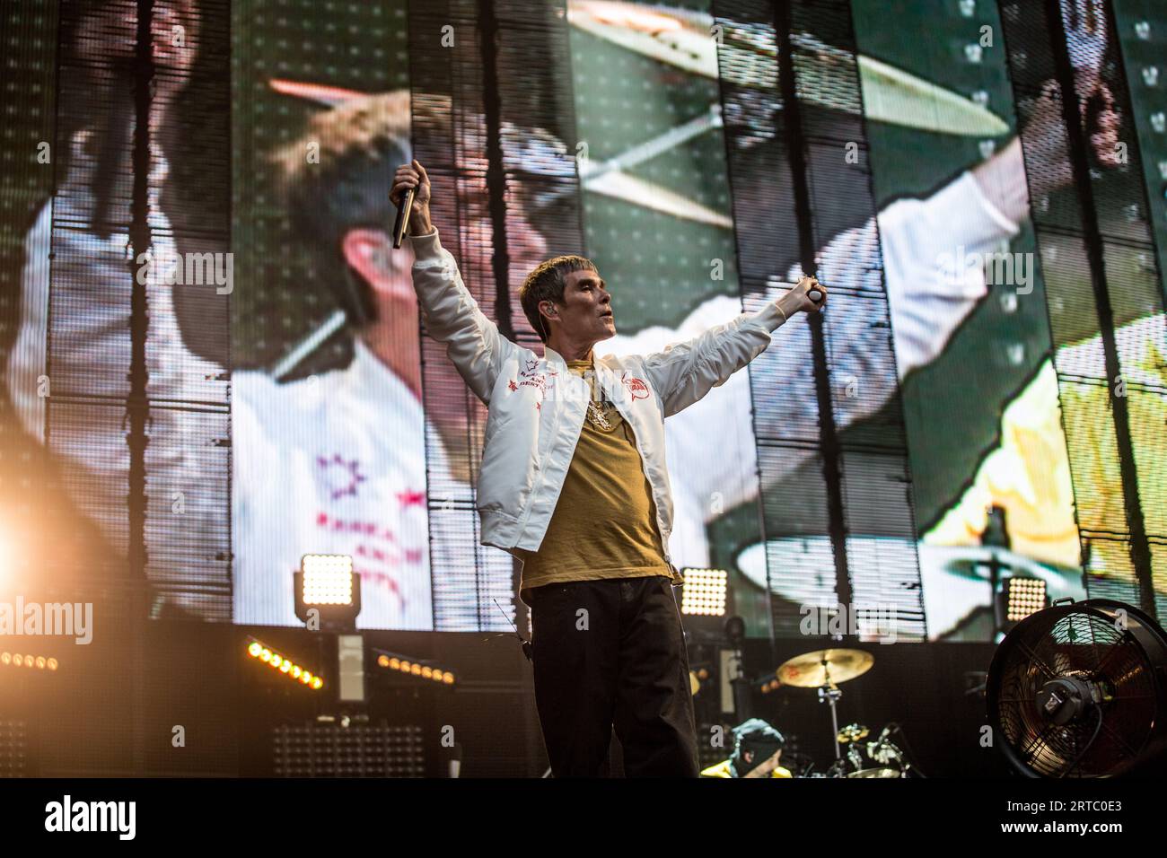 The Stone Roses performing at Wembley Stadium Stock Photo - Alamy