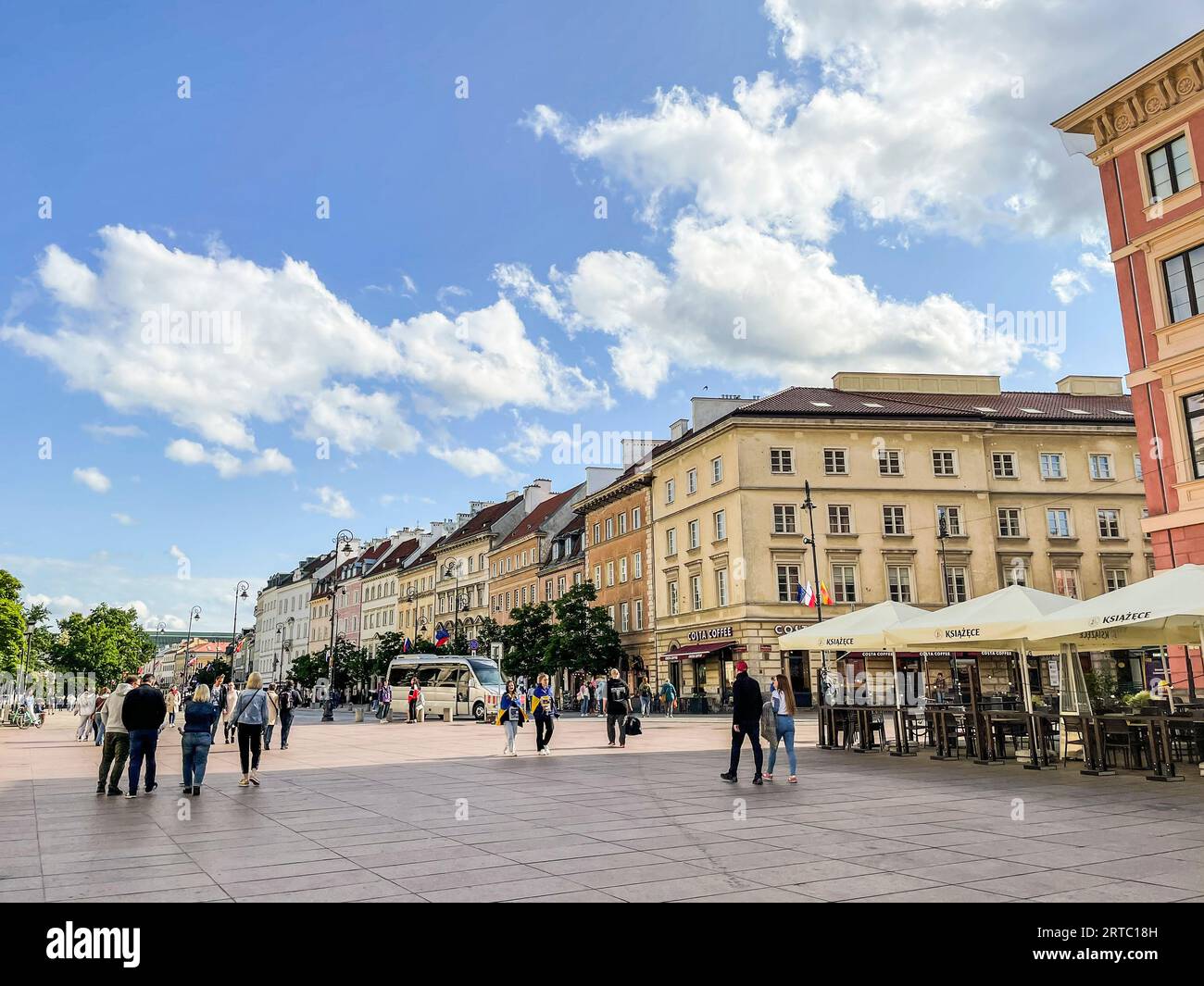 Road east of warsaw hi-res stock photography and images - Alamy