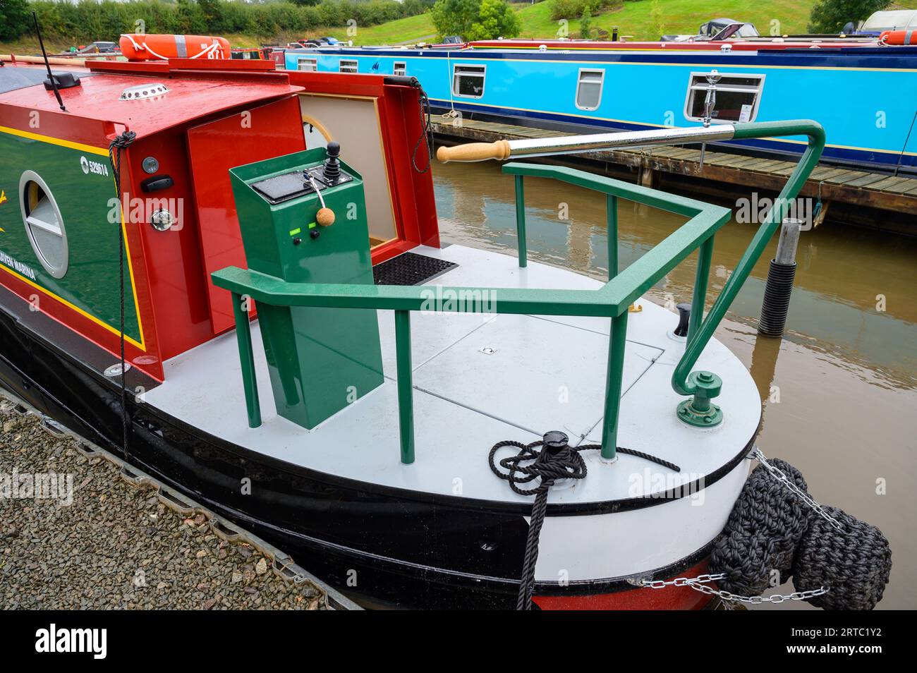 Zero emissions canal boat hi-res stock photography and images - Alamy