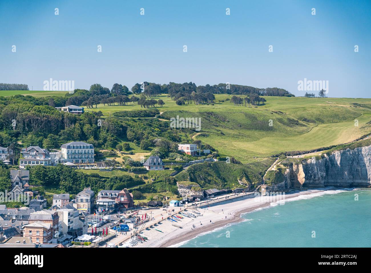 Etretat golf hi-res stock photography and images - Alamy