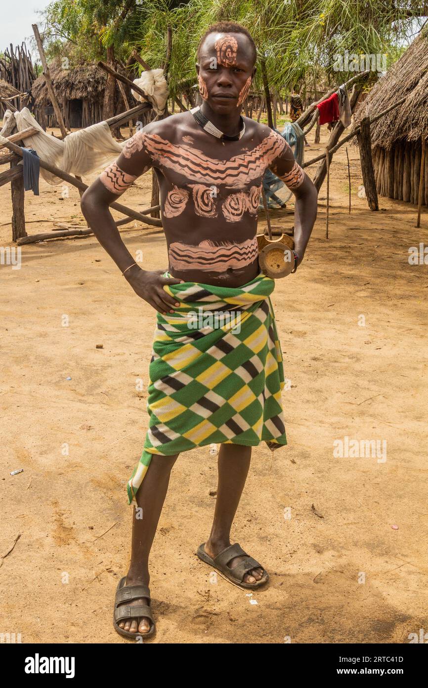 KORCHO, ETHIOPIA - FEBRUARY 4, 2020: Member of Karo tribe in his Korcho ...