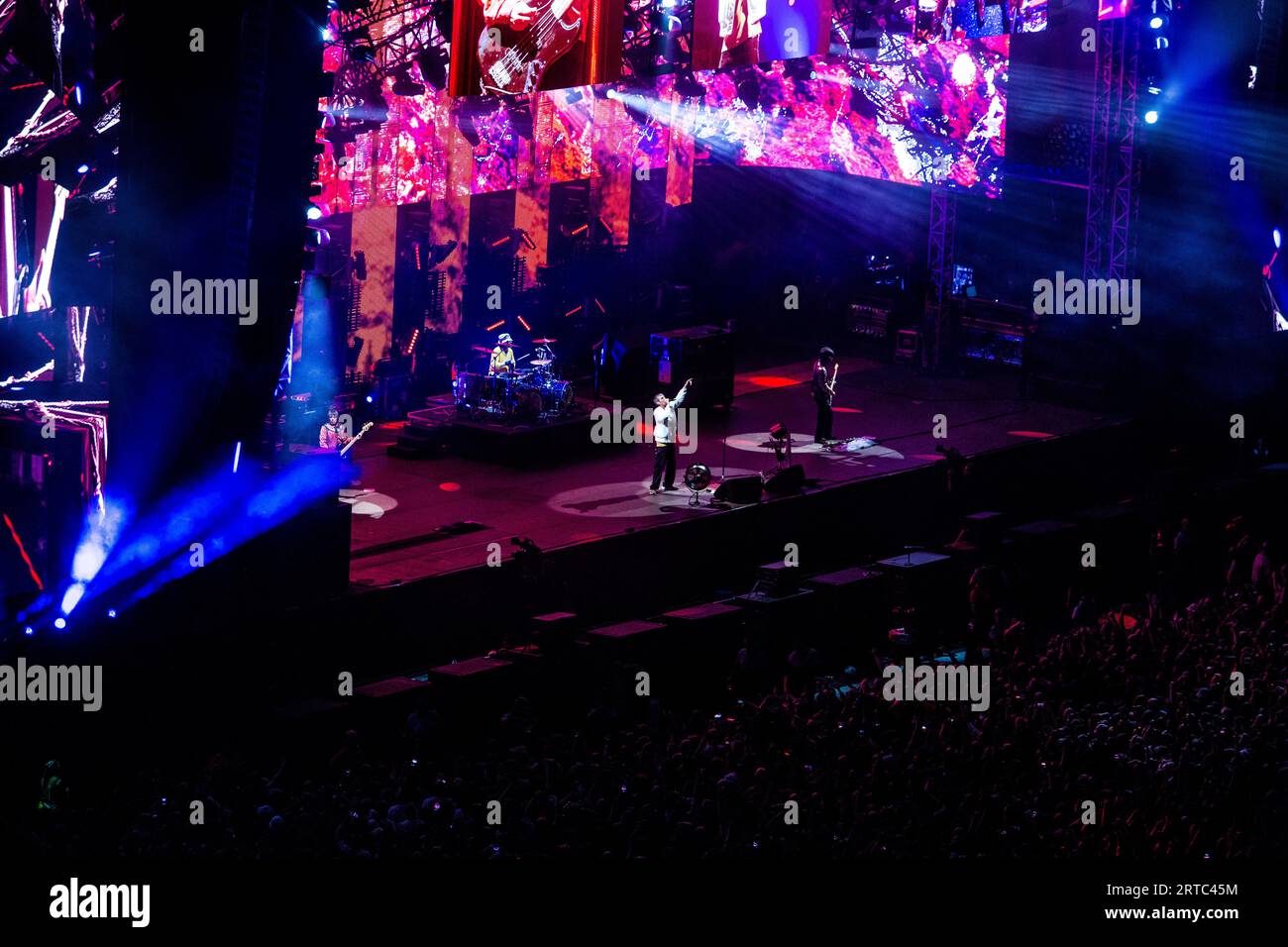The Stone Roses performing at Wembley Stadium Stock Photo - Alamy