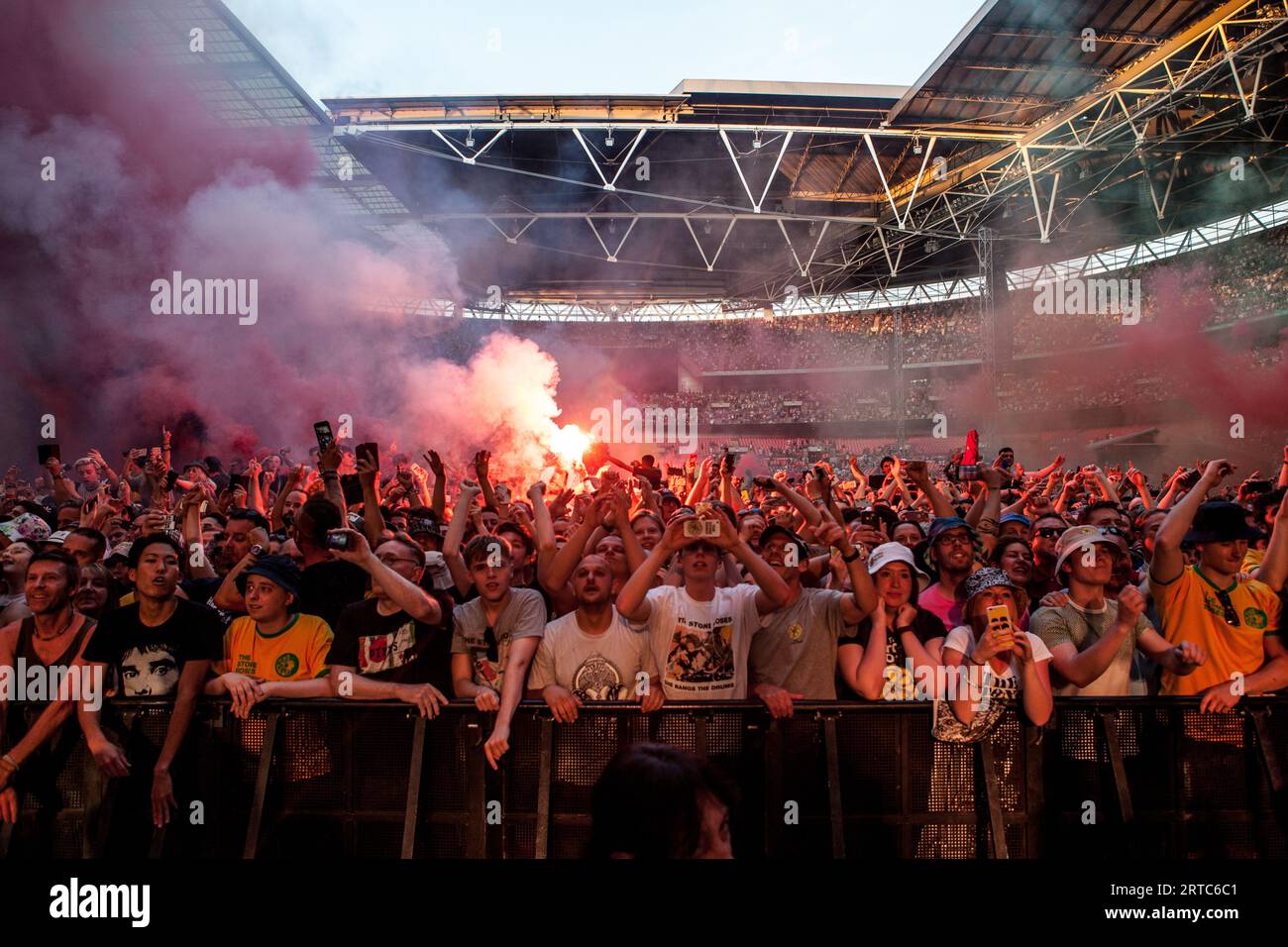 The Stone Roses performing at Wembley Stadium Stock Photo - Alamy