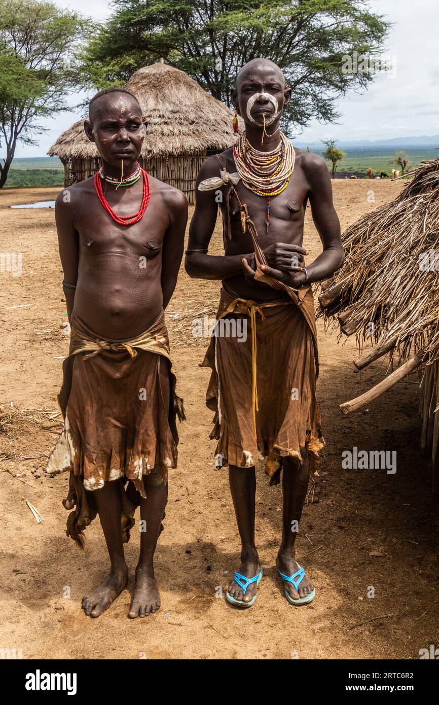 Karo people in korcho hi-res stock photography and images - Alamy