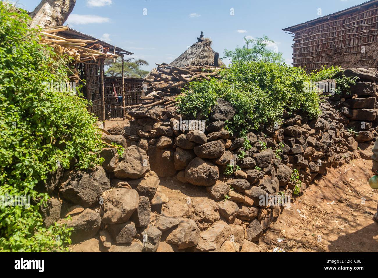 Konso ethiopia stone village hi-res stock photography and images - Alamy