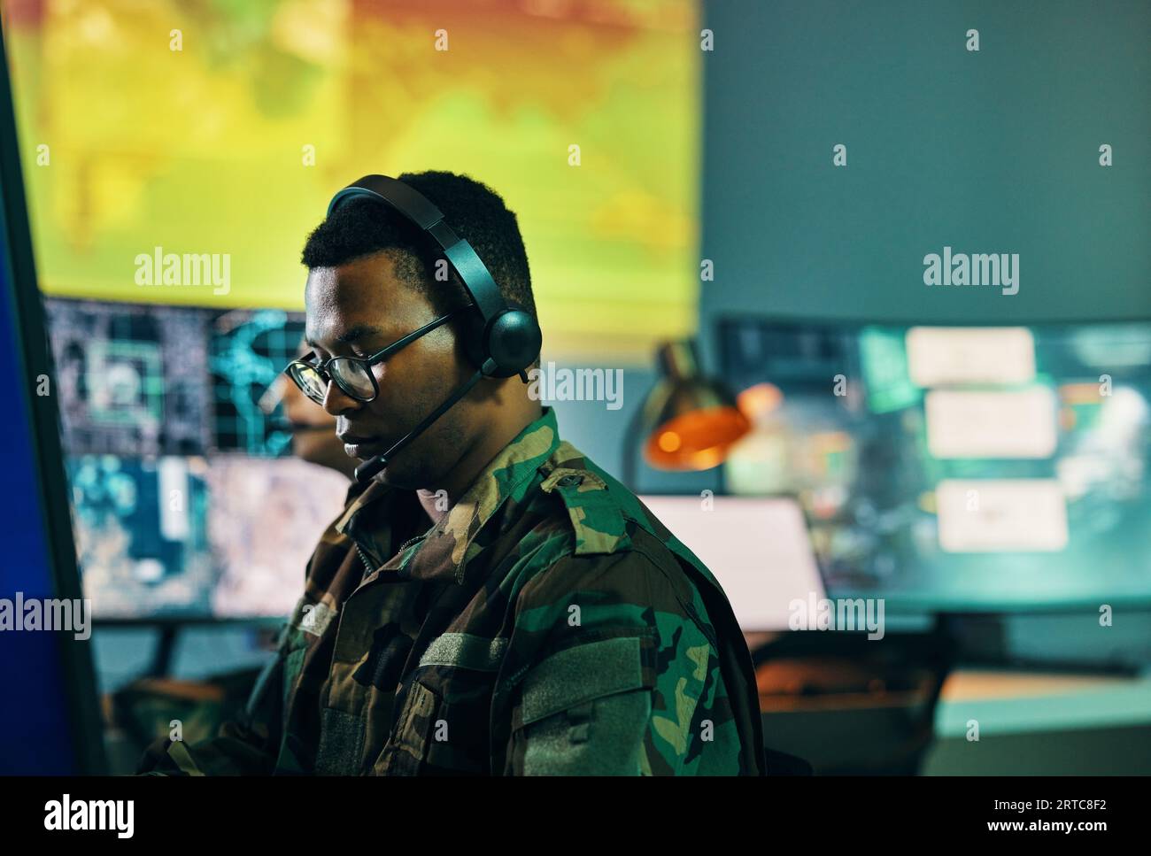 Military research center hi-res stock photography and images - Alamy