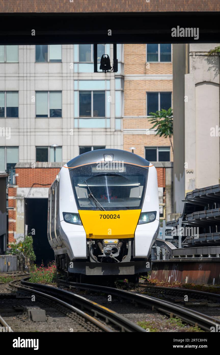 Thameslink Class 700 passenger train approaching London Blackfriars ...
