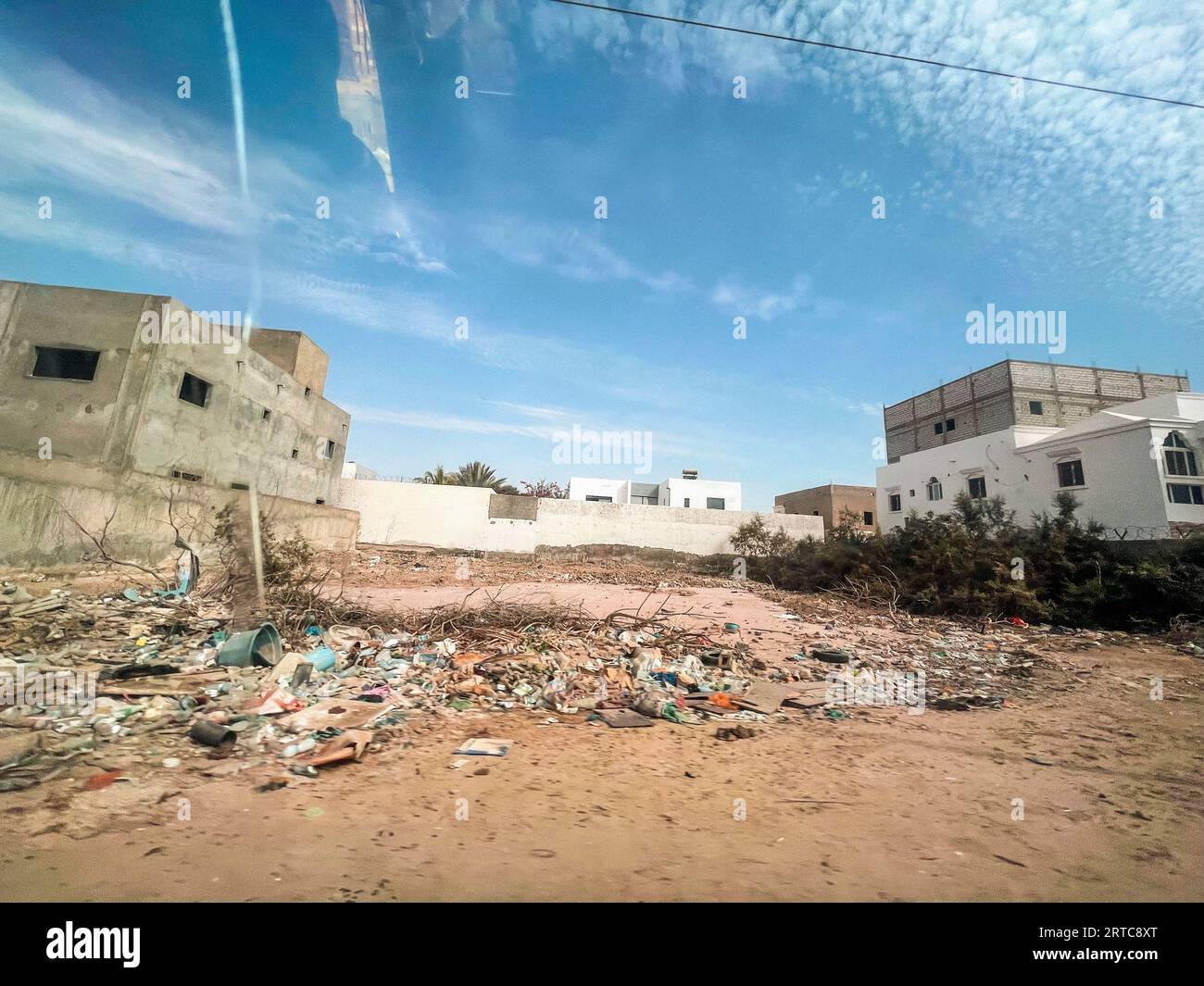Desert outskirts hi-res stock photography and images - Alamy