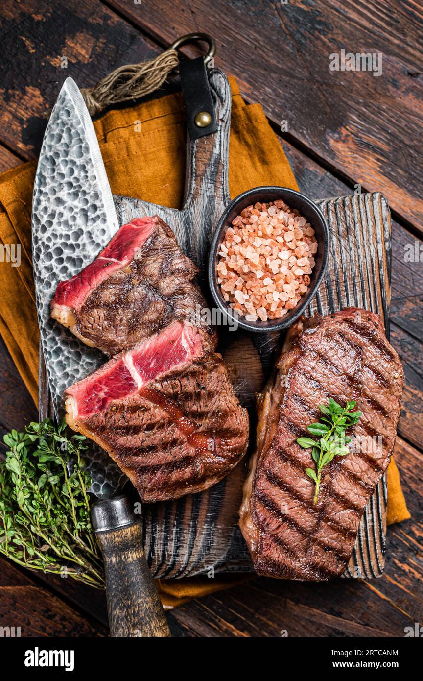 Oyster blade above hi-res stock photography and images - Alamy