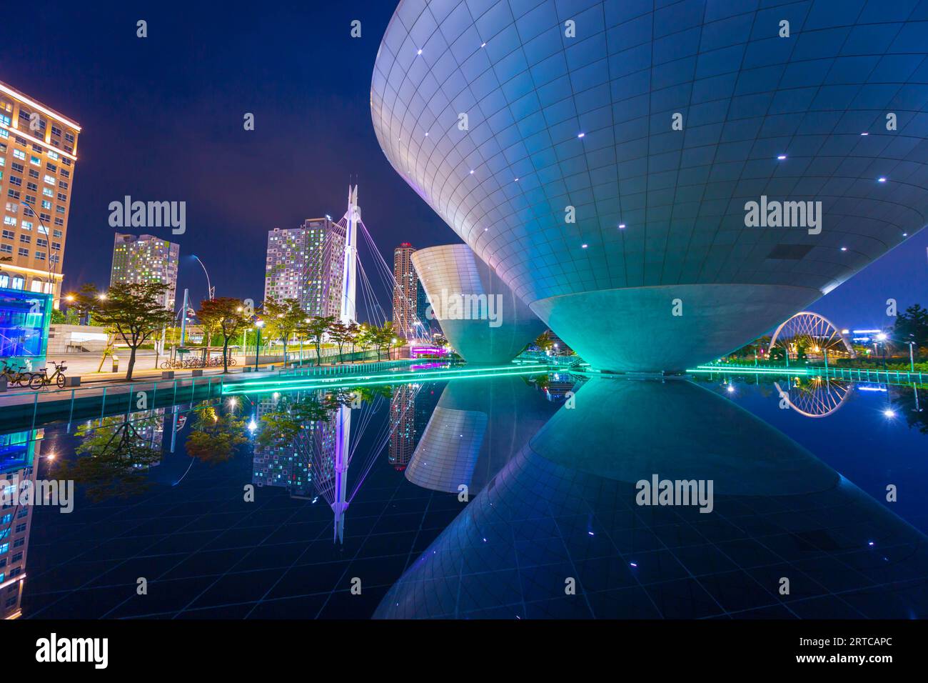 Incheon, South Korea - October 10, 2020: Hyperlapse of Tri-bowl ...