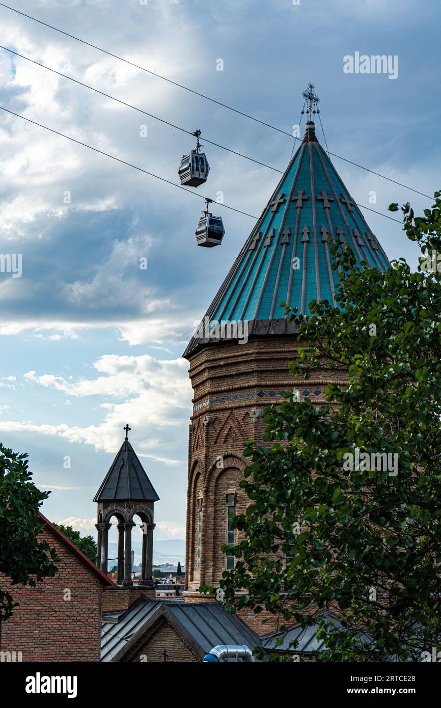 Church cable car hi-res stock photography and images - Alamy