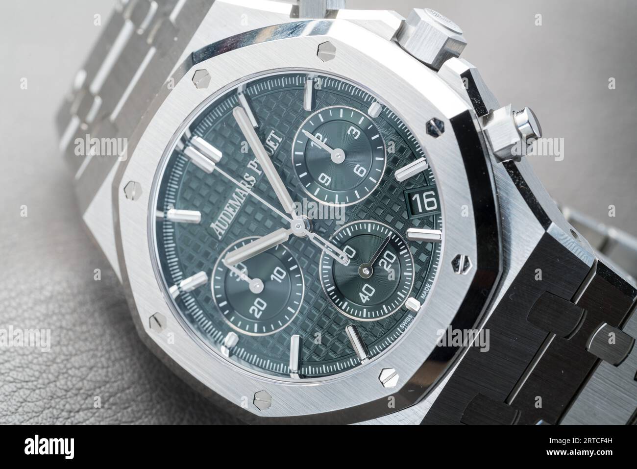 Various Audemars Piguet Royal Oak Models Stock Photo - Alamy