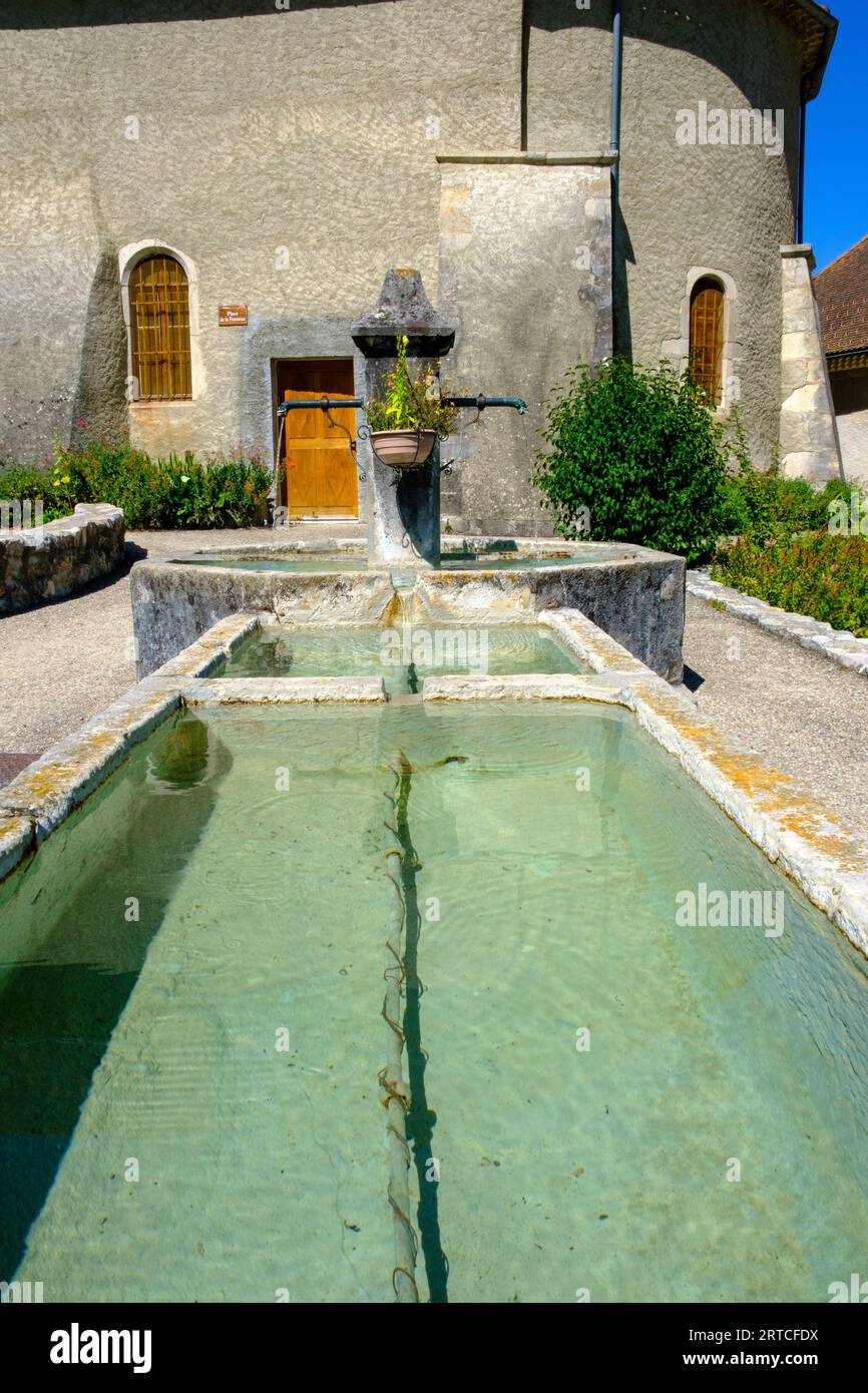 Fountain at Chichilianne village, Vercors, France Stock Photo - Alamy
