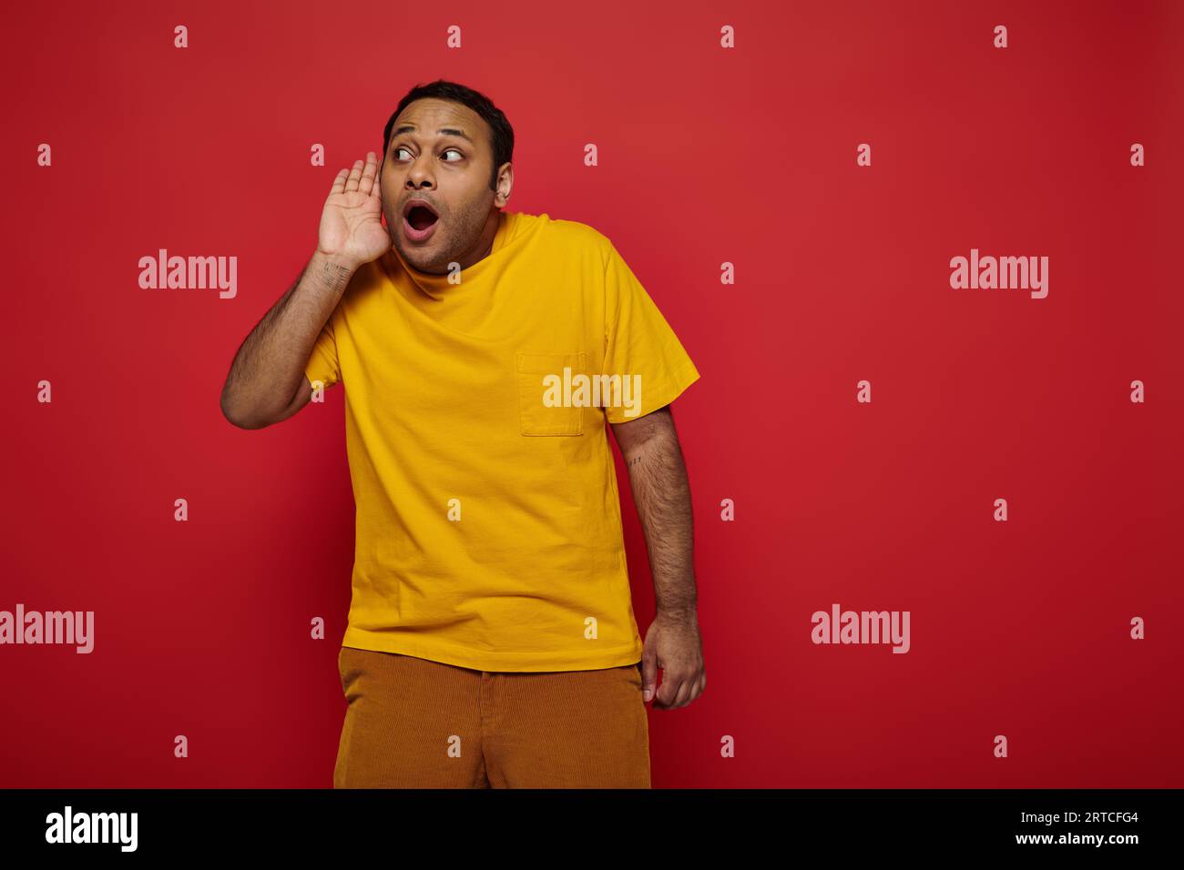 Intrigued face hi-res stock photography and images - Alamy