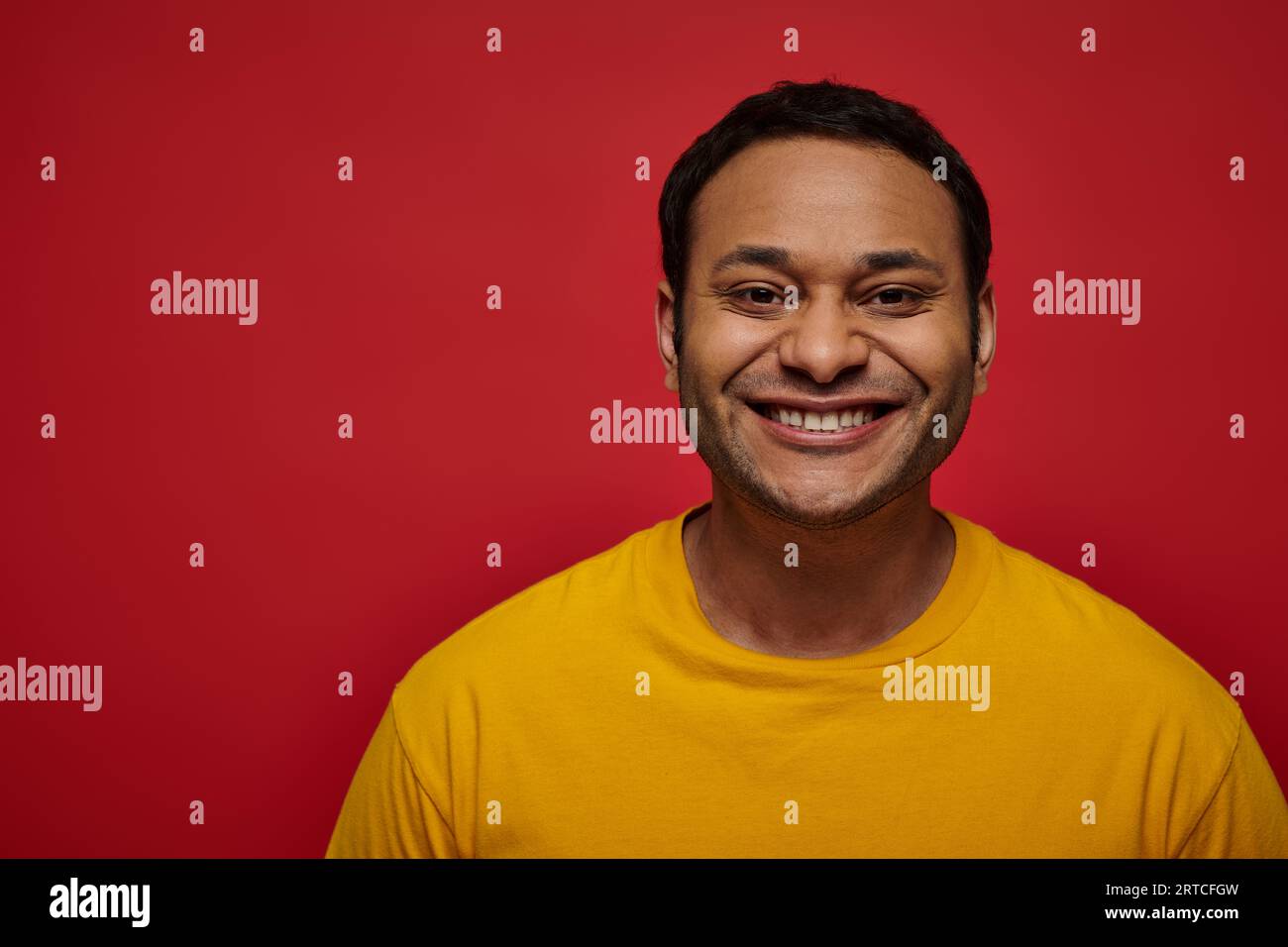 Grinning teeth man hi-res stock photography and images - Alamy