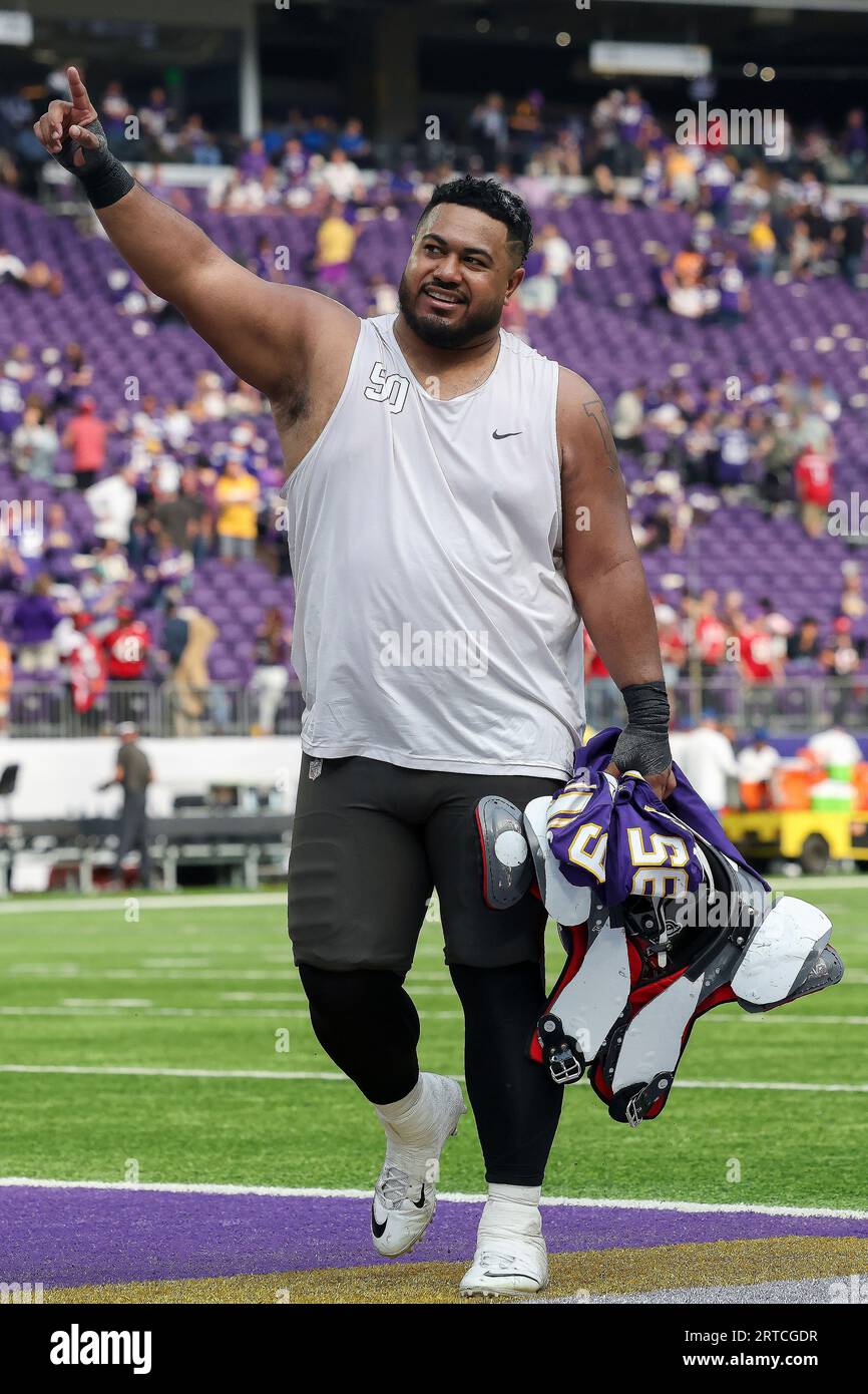 Tampa Bay Buccaneers defensive tackle Vita Vea (50) leaves the field ...