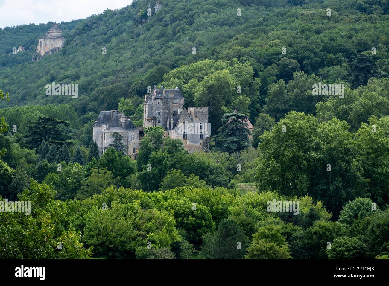 Chateau de Fayrac is castle in the commune of Castelnaud-la-Chapelle ...