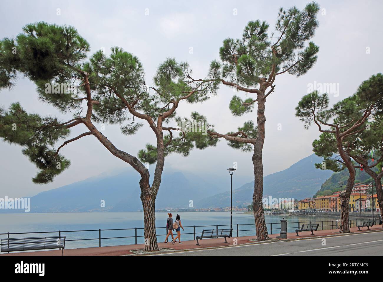 Domaso by lake como lombardy hi-res stock photography and images - Alamy