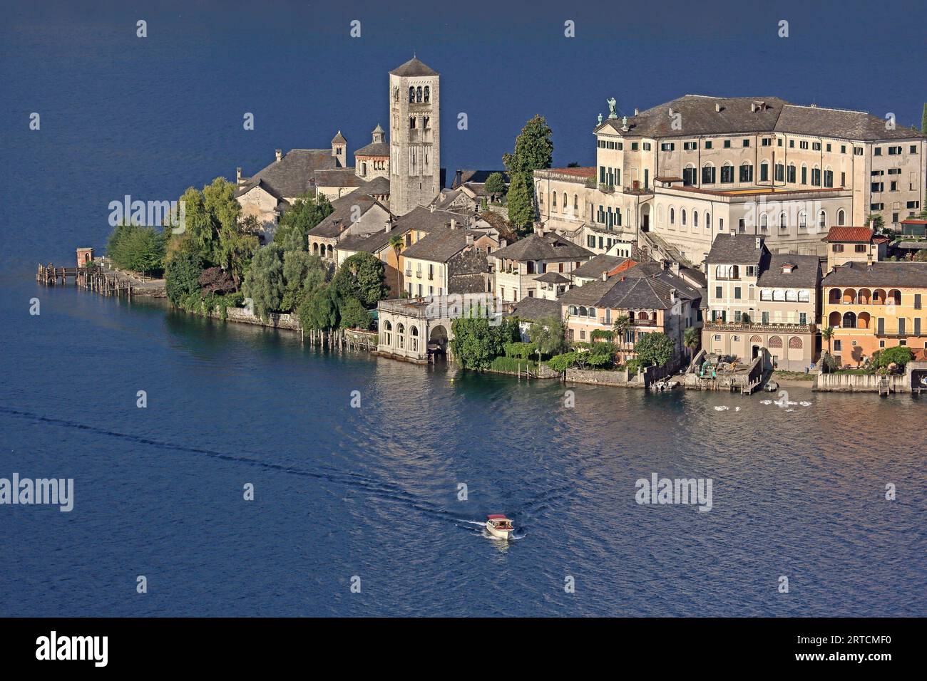 Isola San Giulio in Lake Orta with the Basilica di San Giulio and the ...