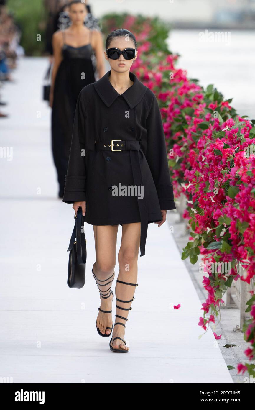 New York, USA. 11th Sep, 2023. Model Yilan Hua walks on the runway at ...