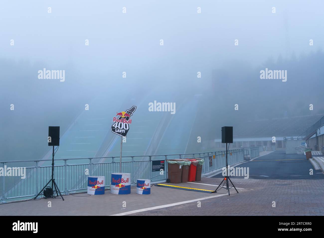 Red bull logo hi-res stock photography and images - Alamy