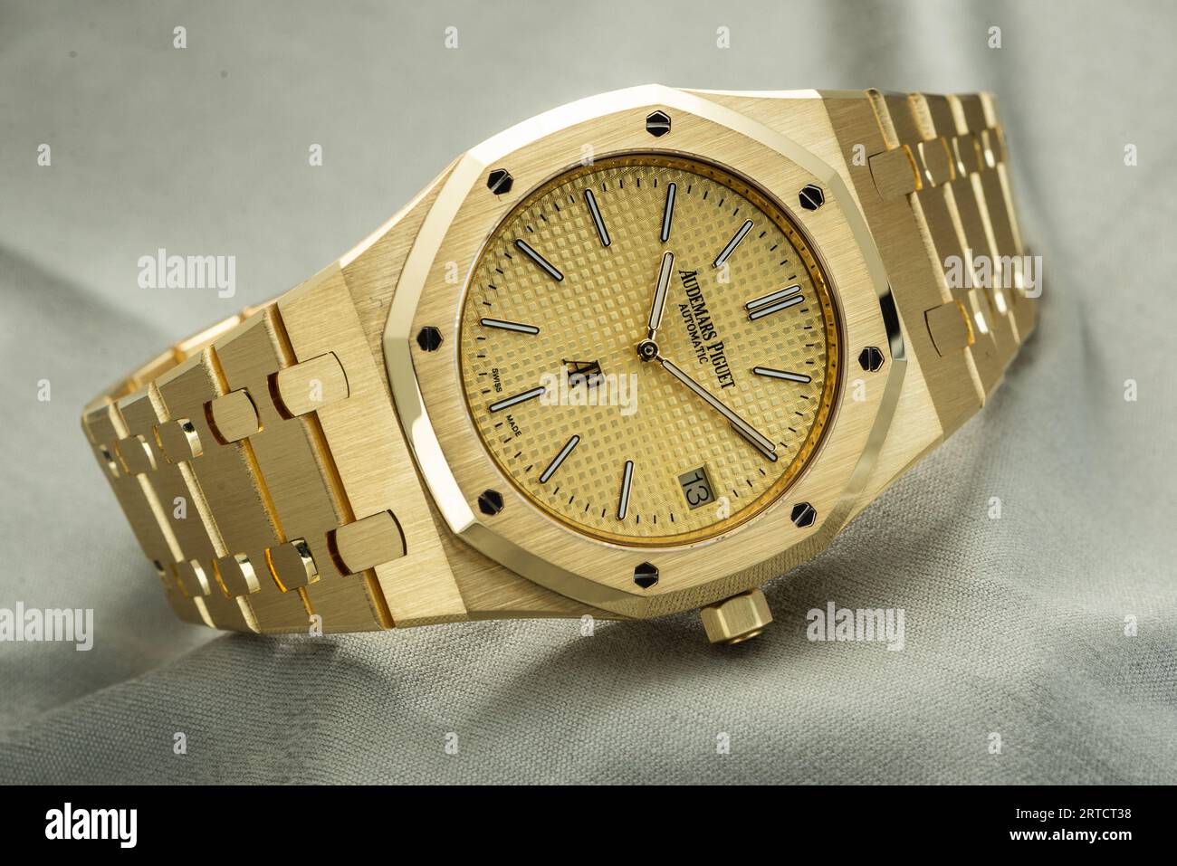 Audemars Piguet Royal Oak 15202 Stock Photo - Alamy