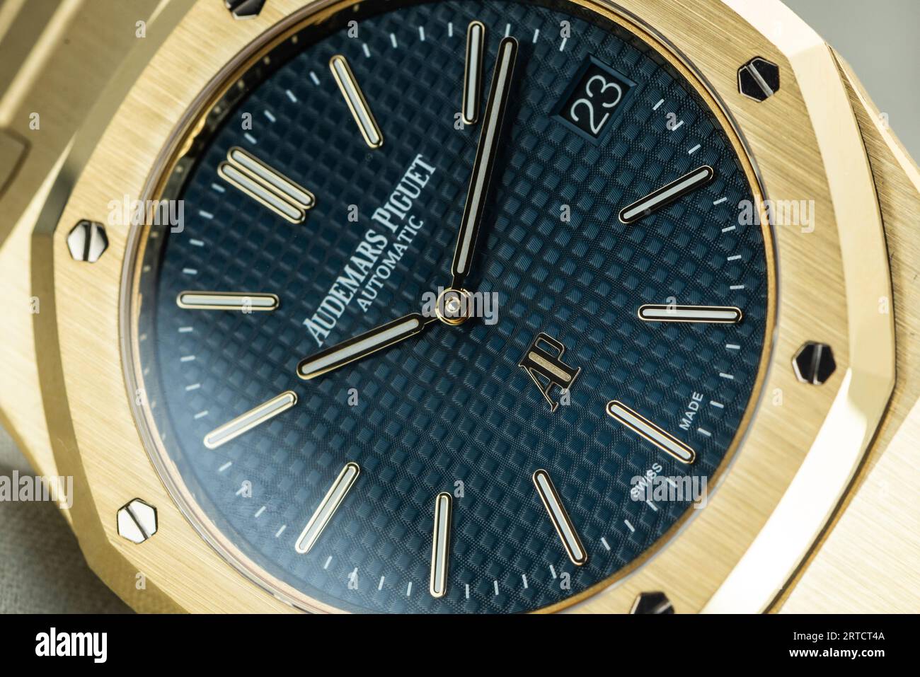 Audemars Piguet Royal Oak 15202 Stock Photo - Alamy