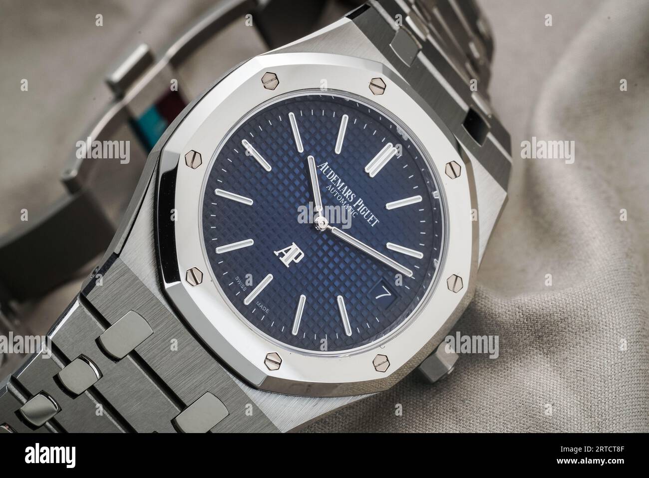 Audemars Piguet Royal Oak 15202 Stock Photo - Alamy