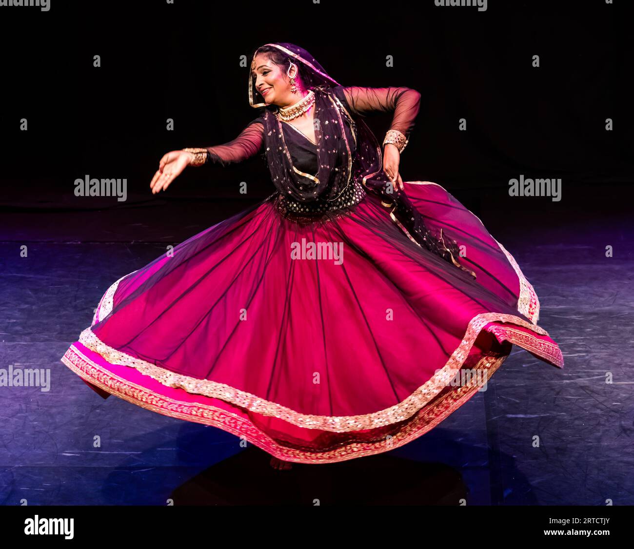 Lok Chhanda Indian dancer performs swirling dance at Edinburgh Festival ...