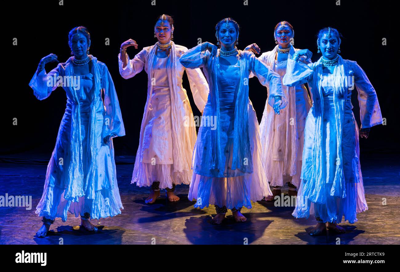 Lok Chhanda Indian dancers perform swirling dance at Edinburgh Festival ...