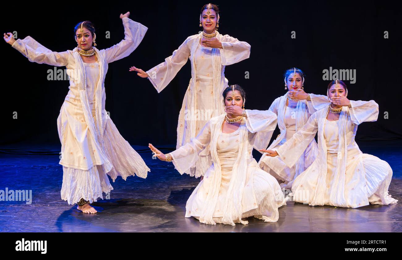 Lok Chhanda Indian dancers perform swirling dance at Edinburgh Festival ...