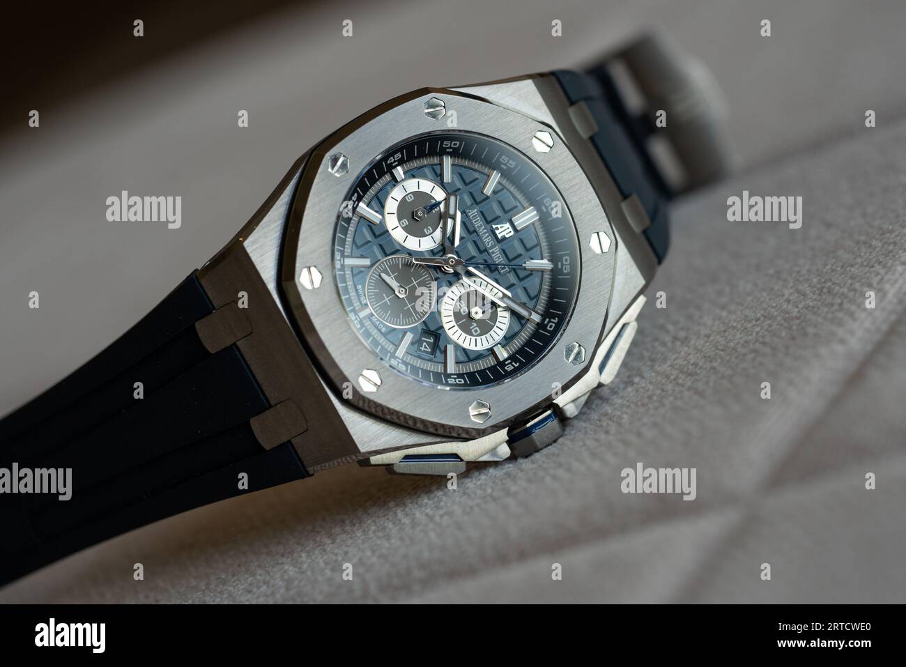Audemars Piguet Royal Oak Offshore 26480 Titanium Stock Photo - Alamy