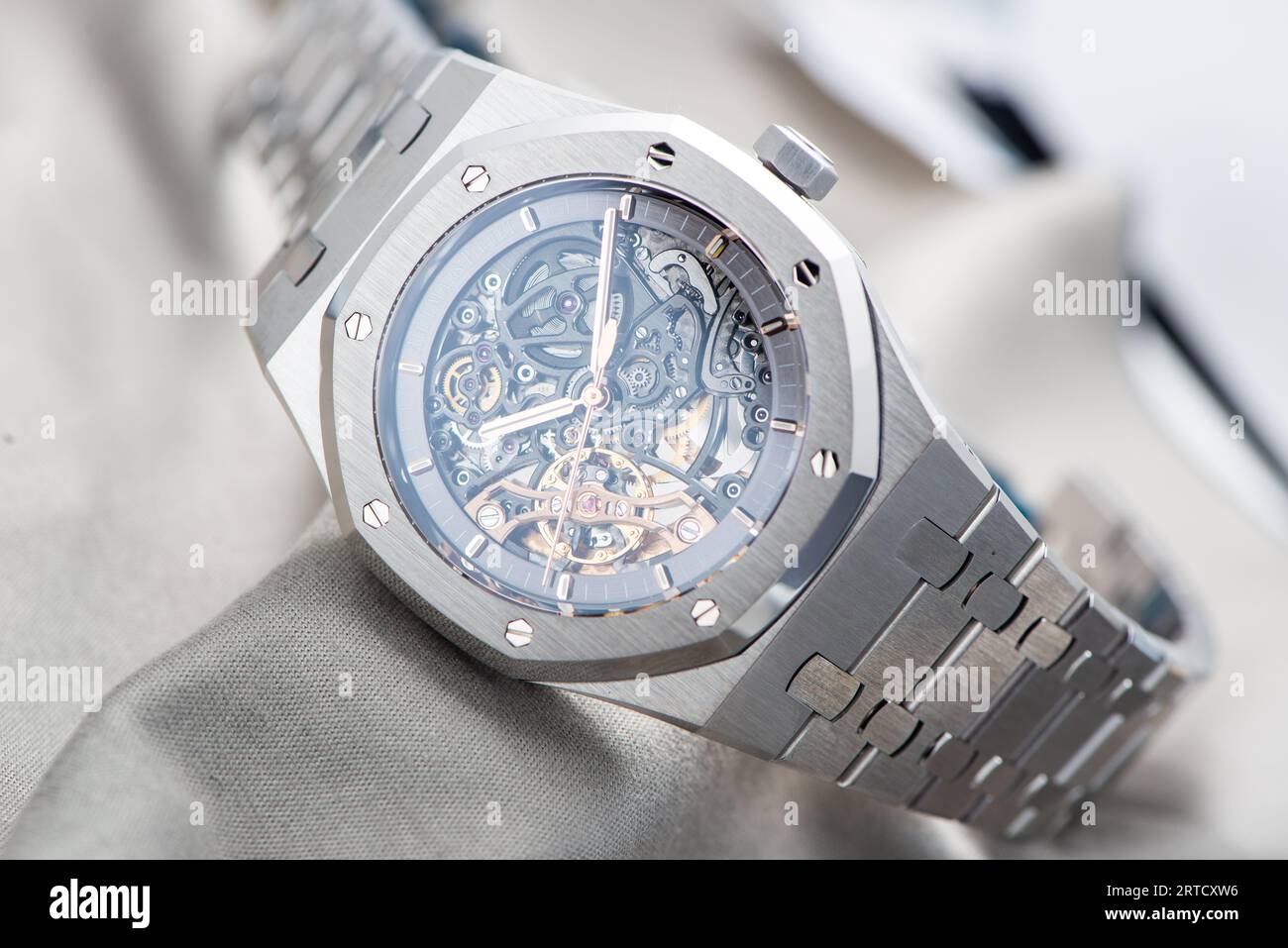 Audemars Piguet Royal Oak 15407 Skeleton Stock Photo - Alamy