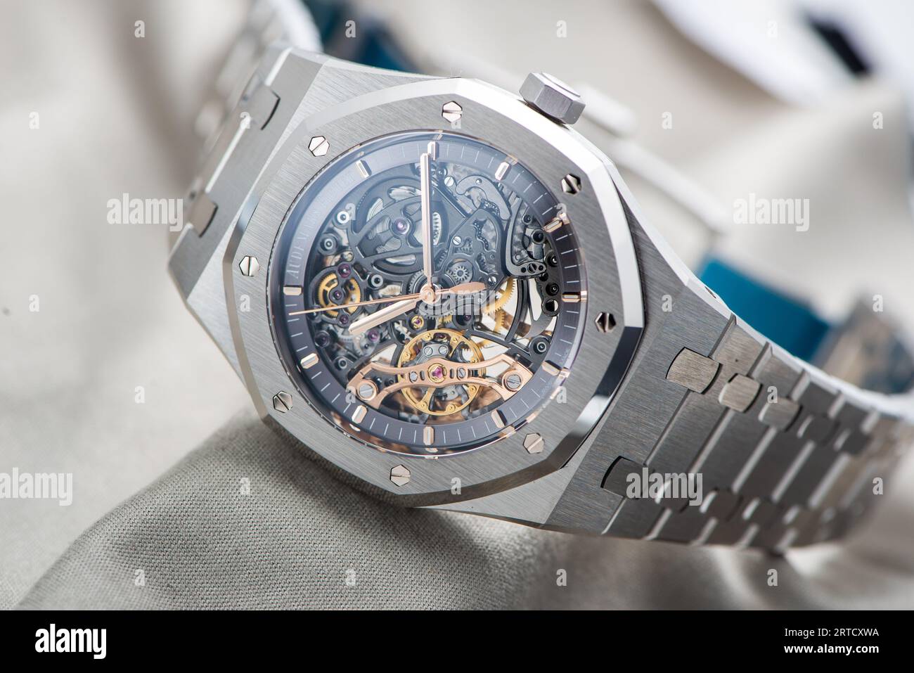 Audemars Piguet Royal Oak 15407 Skeleton Stock Photo - Alamy