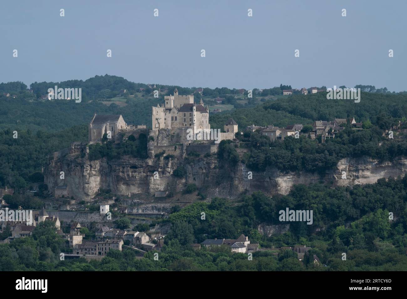 Aerial view of the River Dordogne, Château de Beynac (a fortified ...