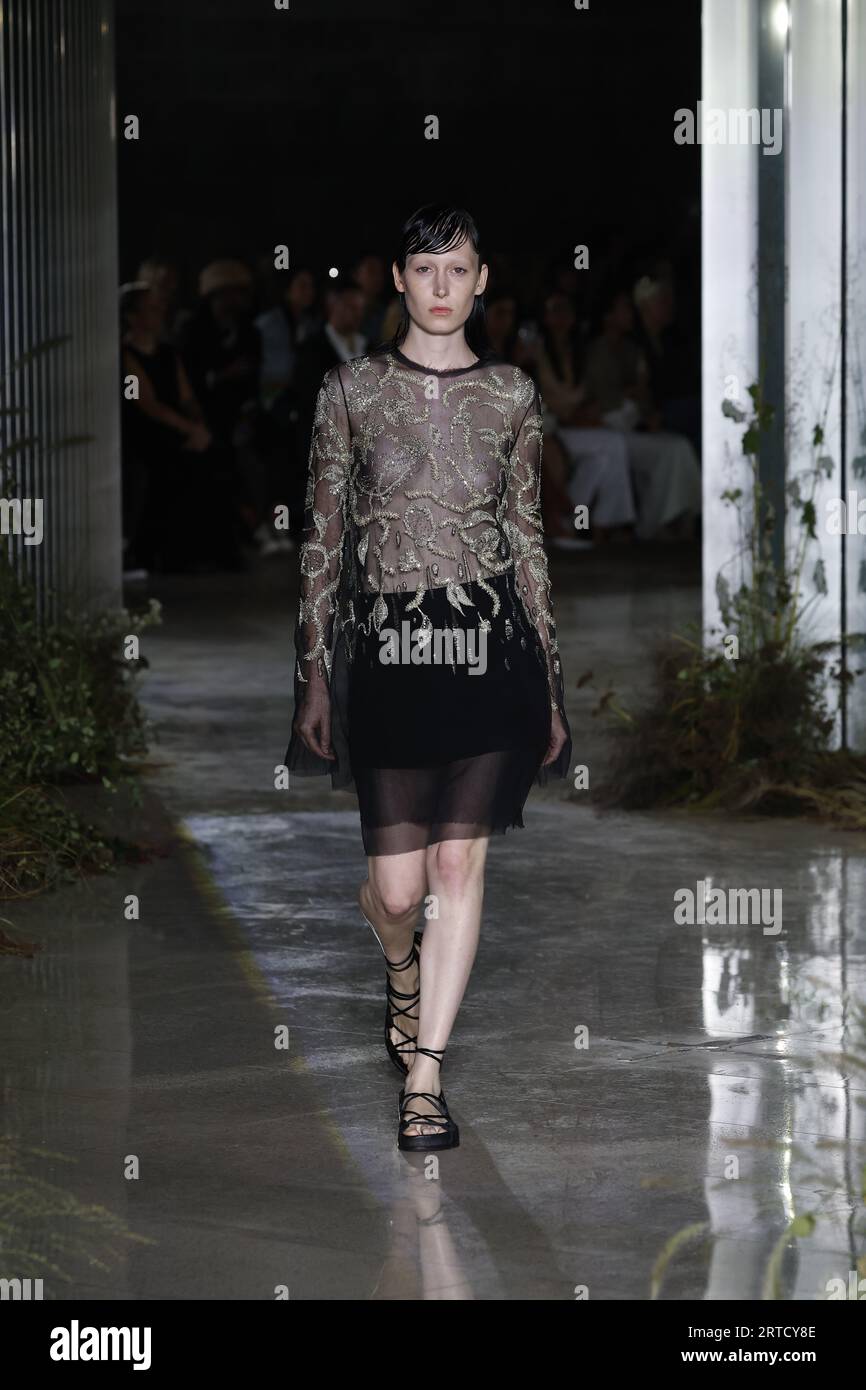 New York, USA. 10th Sep, 2023. Model Hunter Pifer walks on the runway ...