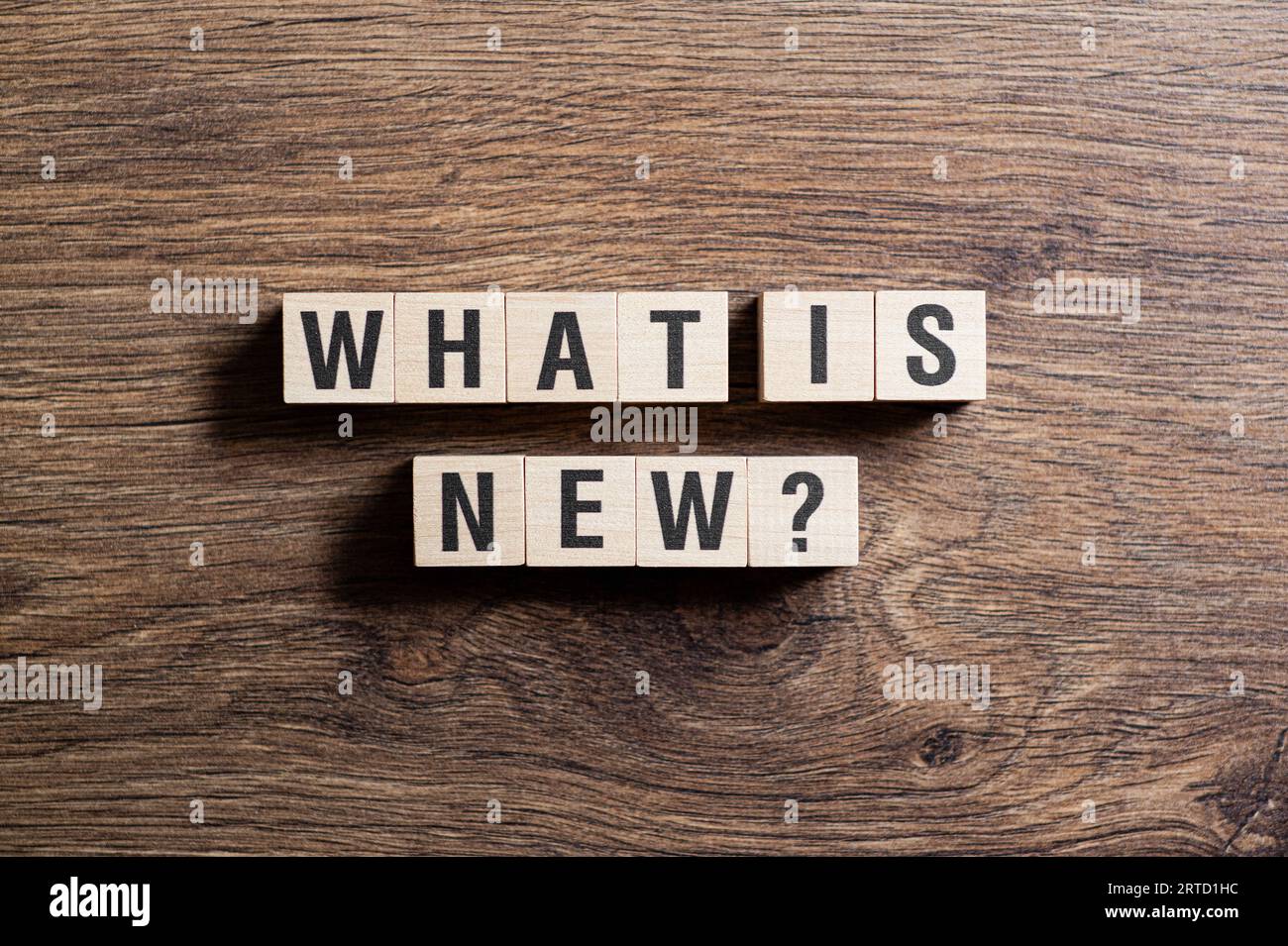Know symbol wooden blocks hi-res stock photography and images - Alamy