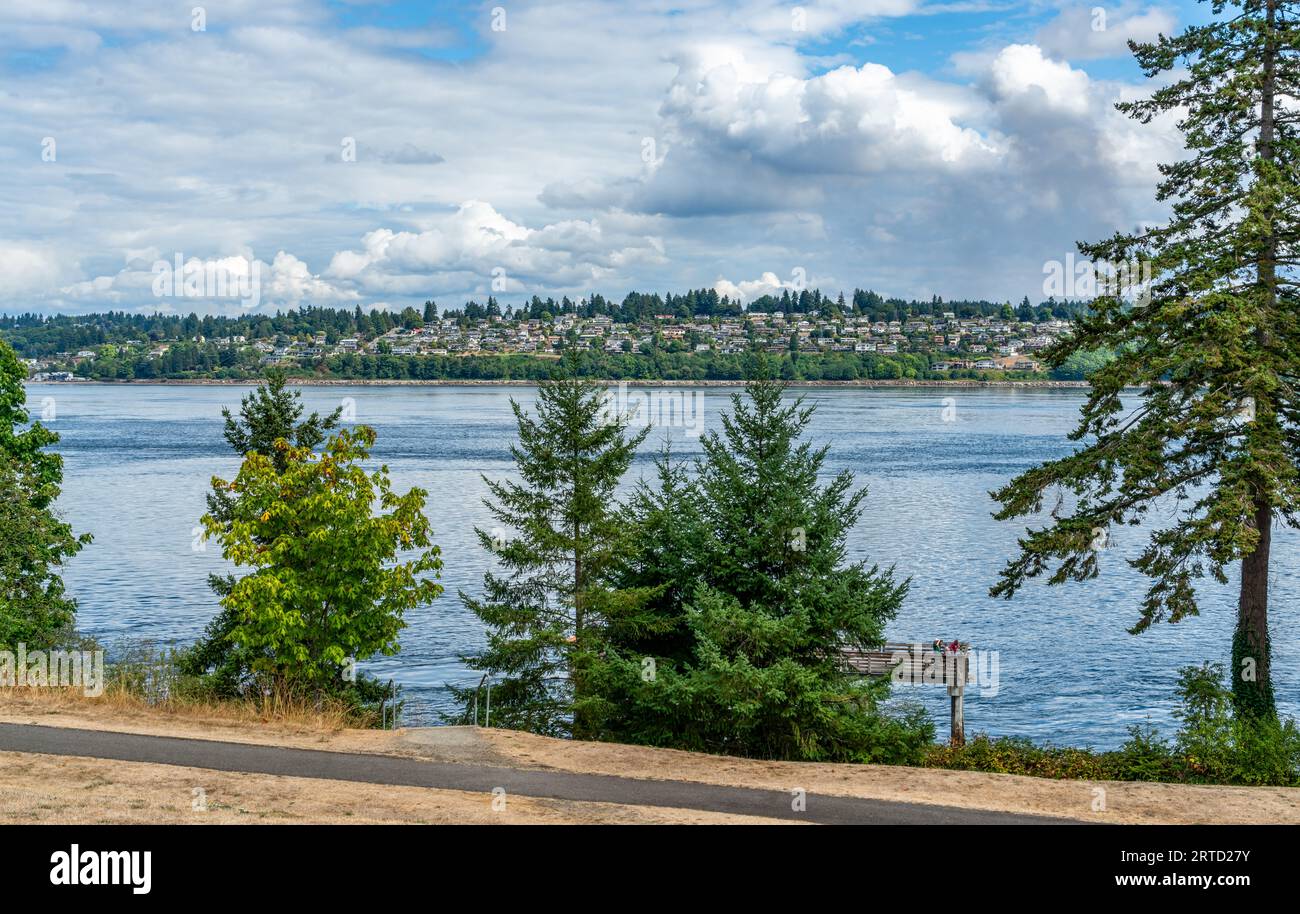 A view of waterfront homes facing the Tacoma Narrows. Photo taken from ...