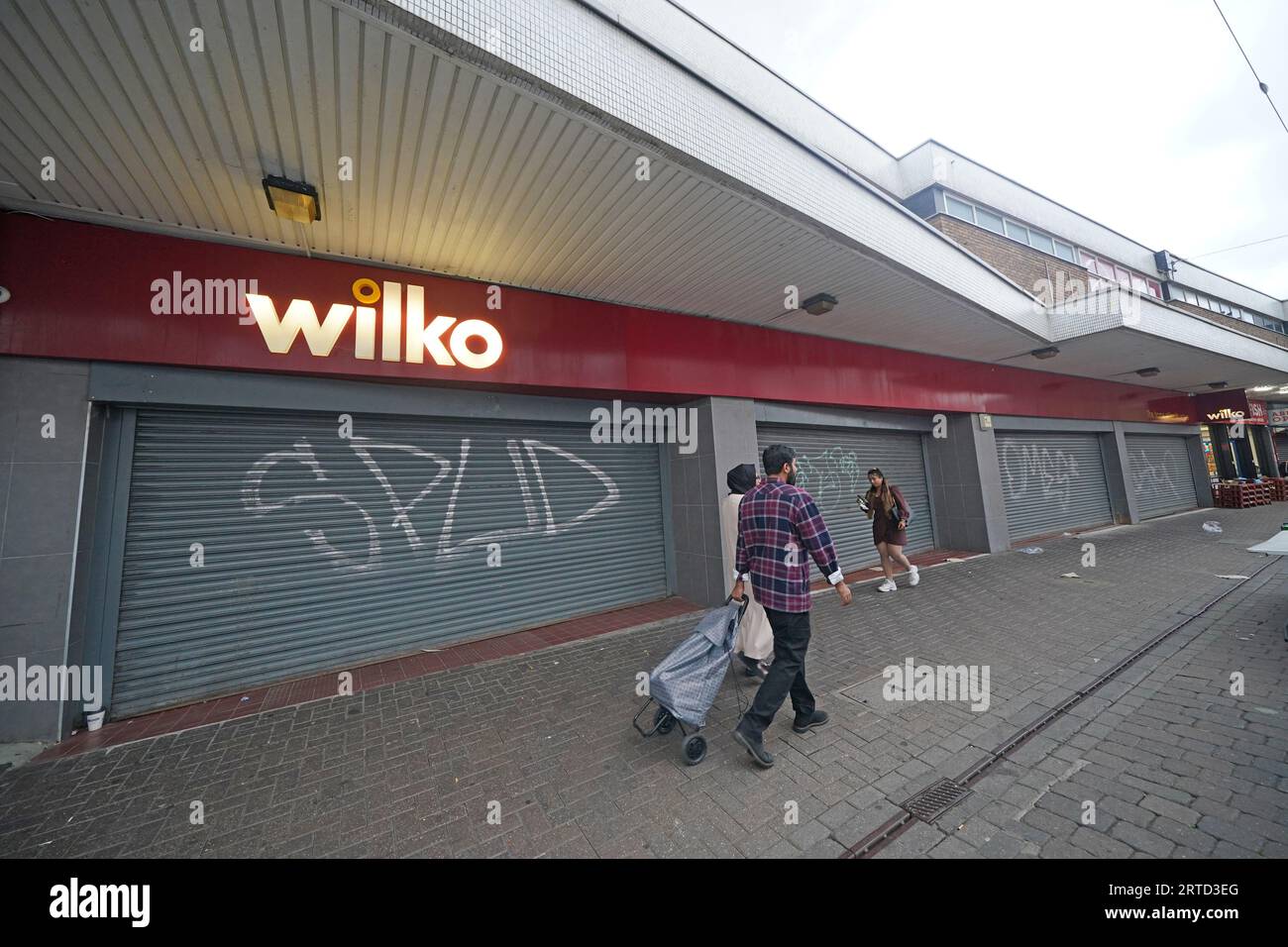 Wilko closed hi-res stock photography and images - Alamy