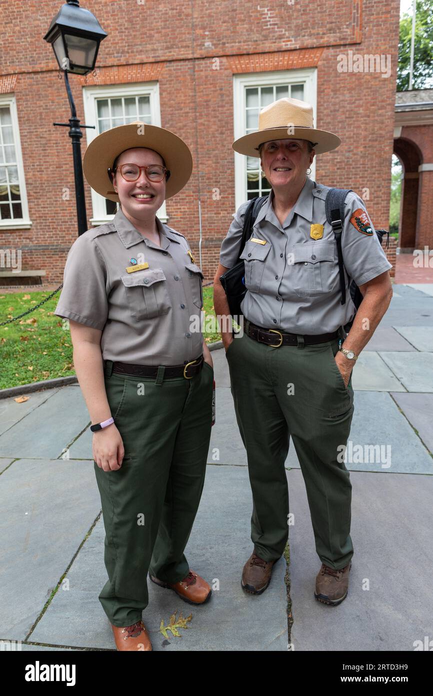 Park service uniform hi-res stock photography and images - Alamy