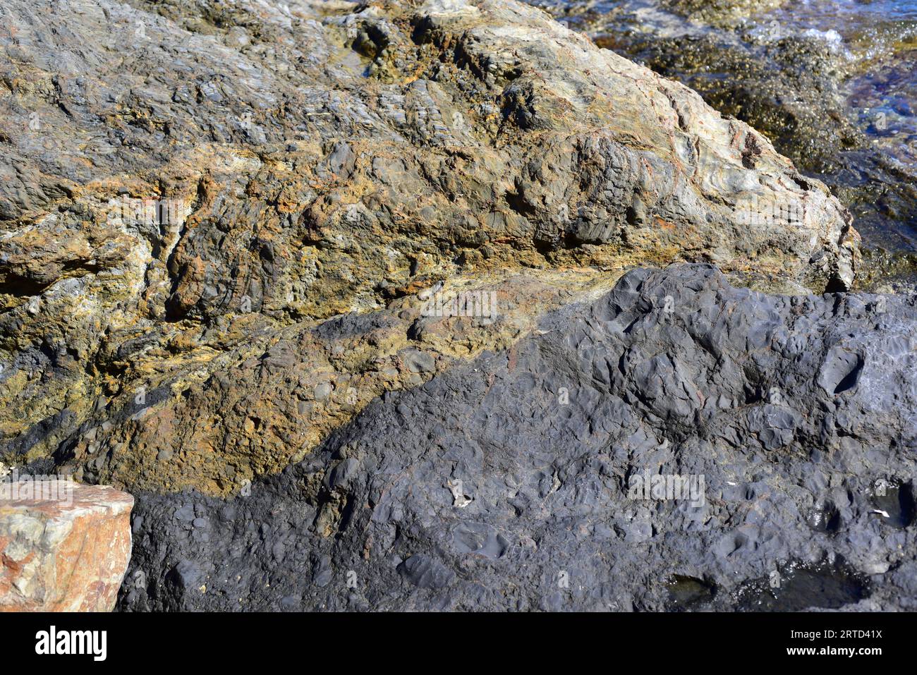 Breccia fault hi-res stock photography and images - Alamy