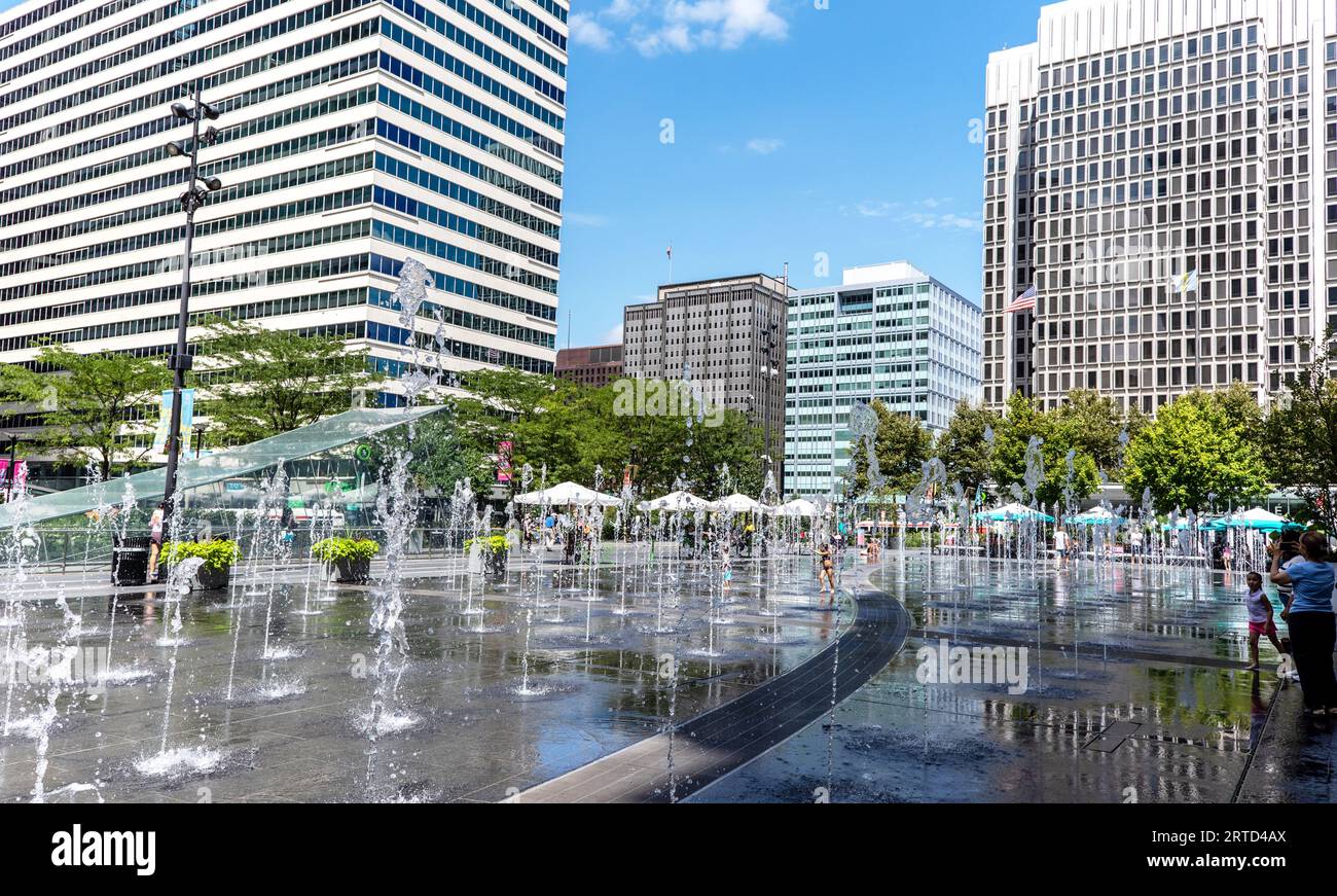 Fountain fountains philadelphia hi-res stock photography and images - Alamy