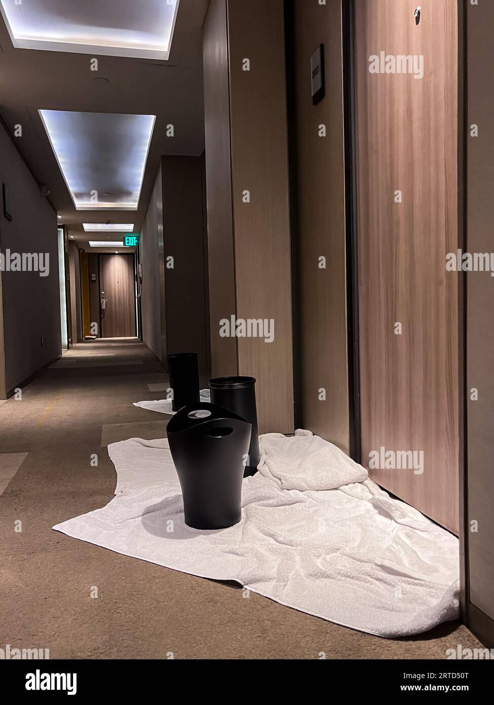 Los Angeles, USA. 20 Aug, 2023. Flooding in a hallway after a storm ...