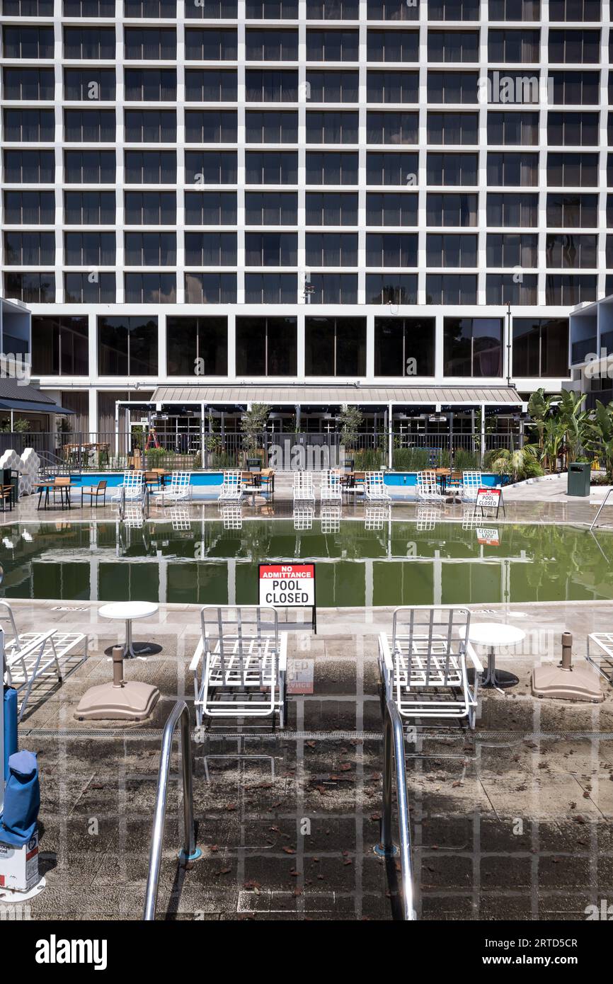 Los Angeles, USA. 21 Aug, 2023. Pool flooding after a big storm Stock ...