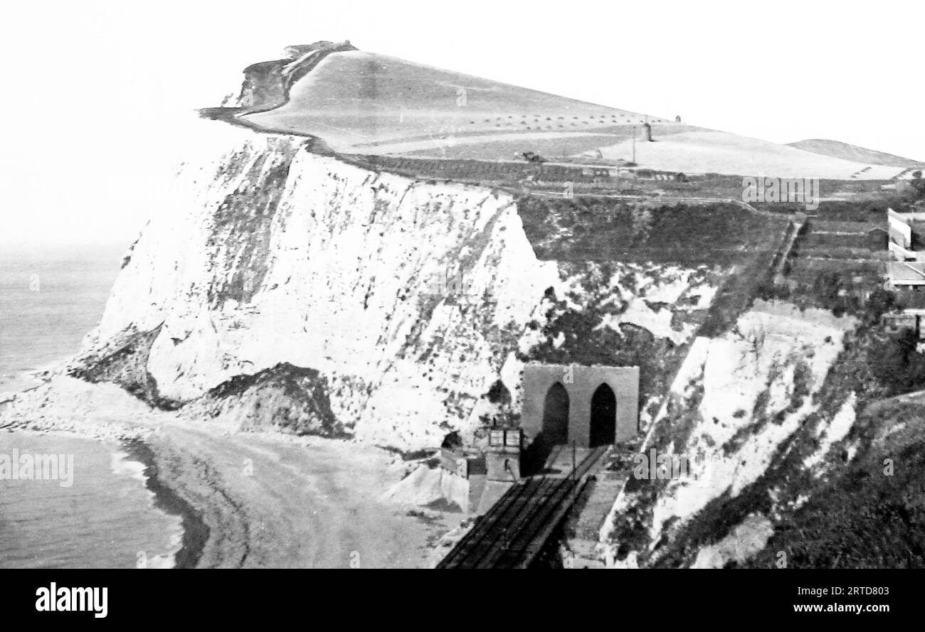 Tunnel in cliff Black and White Stock Photos & Images - Alamy